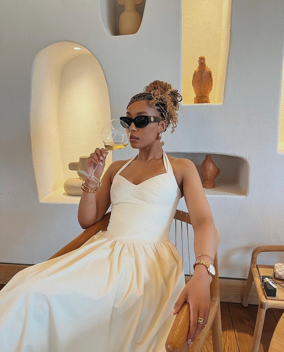 Bridal Dresses – Something Borrowed